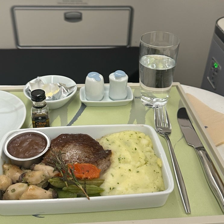 2 4 0 9 , 🇻🇳 호치민일상/KE475/대한항공 프레스티지/인천공항 라운지/인천>호치민/JW Marriott Saigon ...