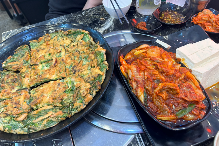구의우리콩밭손두부 아차산 하산 후 막걸리에 두부김치and파전💚 네이버 블로그