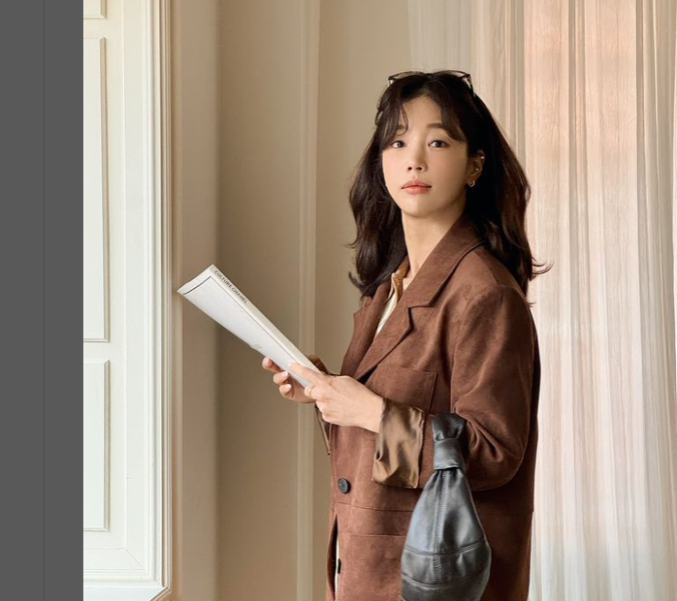 프라다 여성 여자 스웨이드 로퍼 And 르메르 크루아상백 미니 포춘 기은세 착샷 네이버 블로그