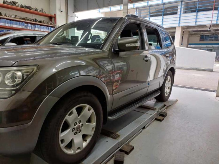 모하비 자동차 문 잠금장치 작동 안됨 차 문이 잠겨서 열리지 않음자동차 문 잠금장치가 잠기지 않고 열리지도 않음차 문이 잠겨서 안 열림차 문 도어록 고장 수리