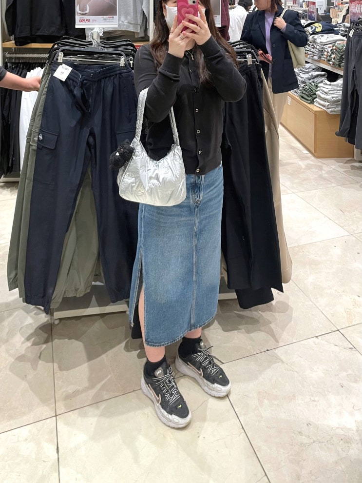 데일리룩 : Levi's 리바이스 데님 사이드 슬릿 스커트 휘뚜루마뚜루/원걸 소희 청치마 : 네이버 블로그