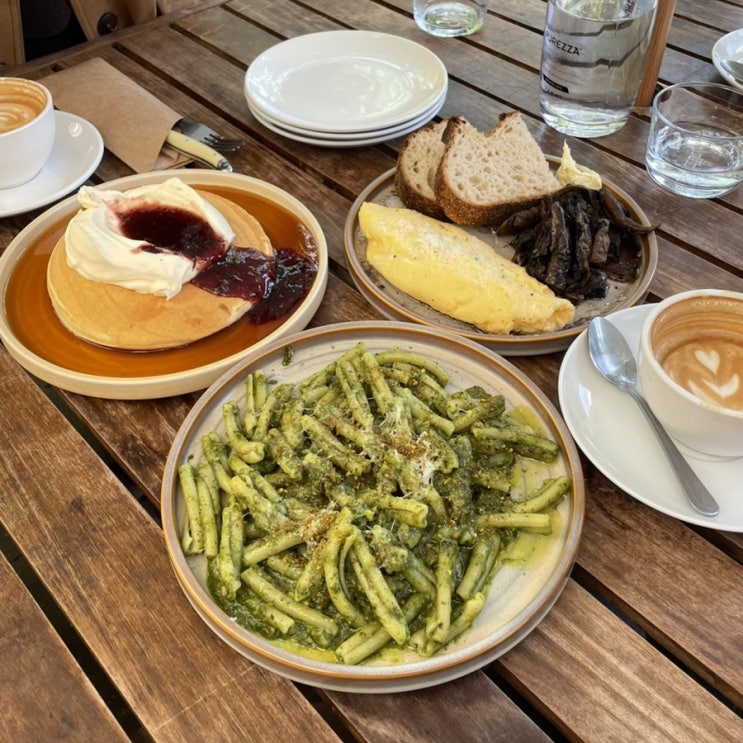 시드니 브런치 THEECA 세인트메리 대성당 근처 자카란다 사진 맛집 : 네이버 블로그