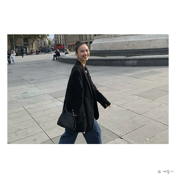 장희령 파리 여행룩 사복 보자마자 반했던 보테가베네타 가방 가격은 네이버 블로그