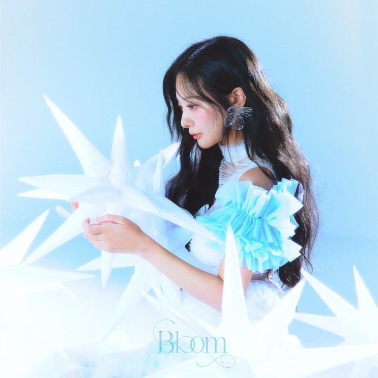 볼빨간사춘기(BOL4) _ 블룸(Bloom) MV/가사 : 네이버 블로그