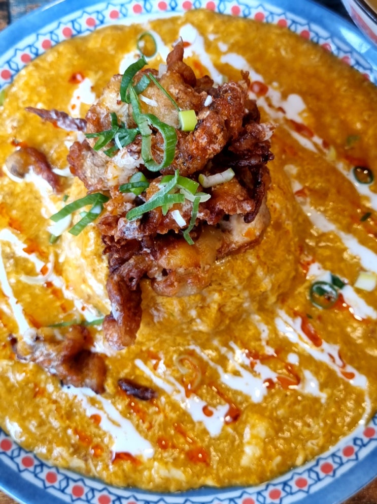 성수동 태국음식 마하차이 본점에서 똠얌꿍 푸팟퐁커리덮밥 먹은 후기 : 네이버 블로그