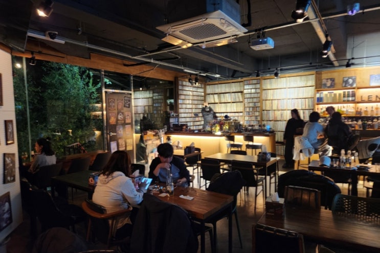 [레니 LP Music Bar/서초구 양재동] 좋은 공간에서 음악과 술을 즐길 수 있는 LP바 : 네이버 블로그