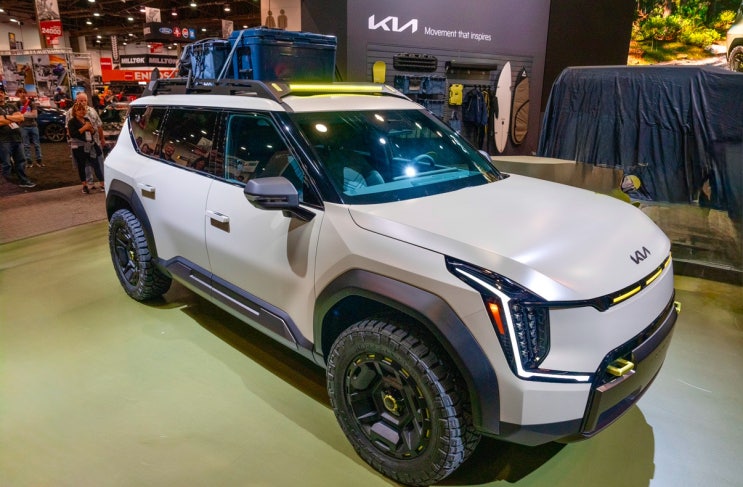 SEMA 2024 주목받는 기아 콘셉트카, EV9 어드벤처 & PV5 위켄더 : 네이버 블로그