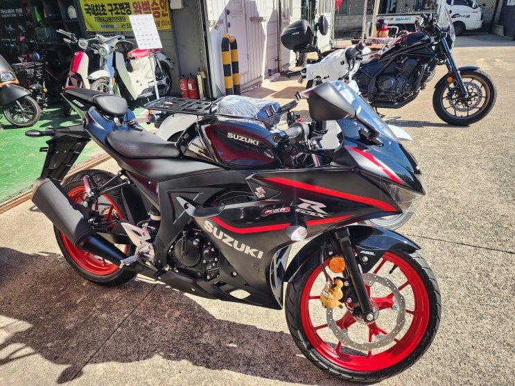 [신차출고] 스즈키 GSX-R125 엔트리 스포츠 바이크 : 네이버 블로그