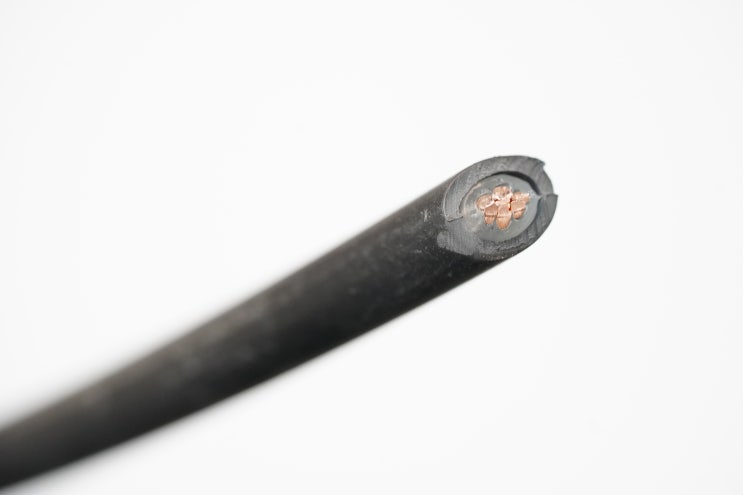 TFR-CV 가교폴리에틸렌전선 70SQ 1C 1가닥, 속심,완성외경,굵기,카다로그,제품상세,허용전류,전선자막등 서울 구로전기자재 : 네이버 블로그