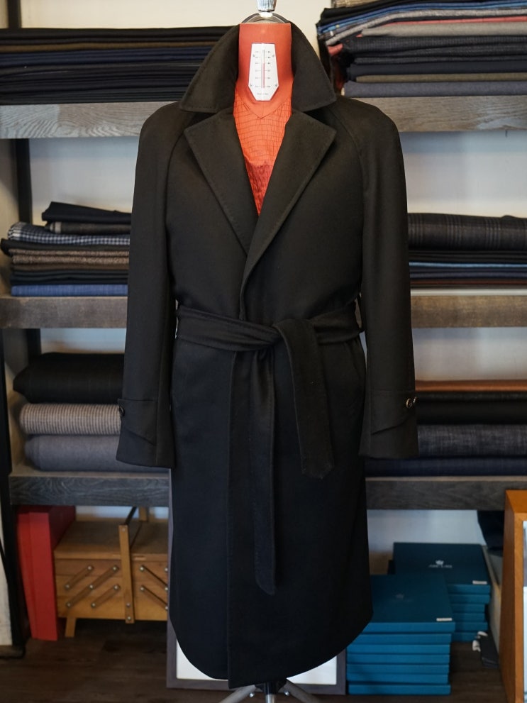 라끼아베 코트 / 콜롬보 블랙 캐시미어 100% 래글런 코트 / Colombo Black Cashmere 100% Raglan ...