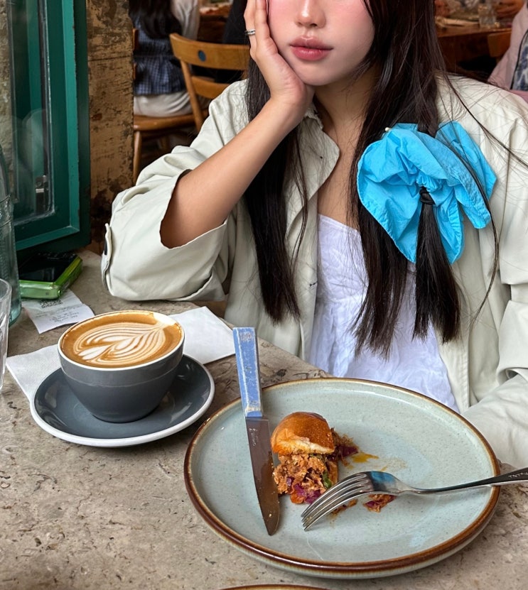 상하이 여행 세 번째 날 조계지 브런치 랙바 rac&coffee · 하메이 harmay · 데자부 빈티지샵 · 우캉맨션 ...