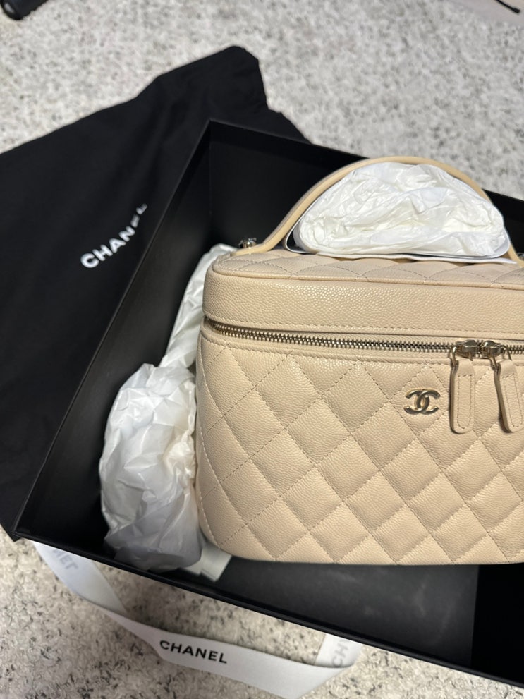 연말선물 샤넬 코스메틱백 AP2573 베이지 드디어 접선성공 : 네이버 블로그