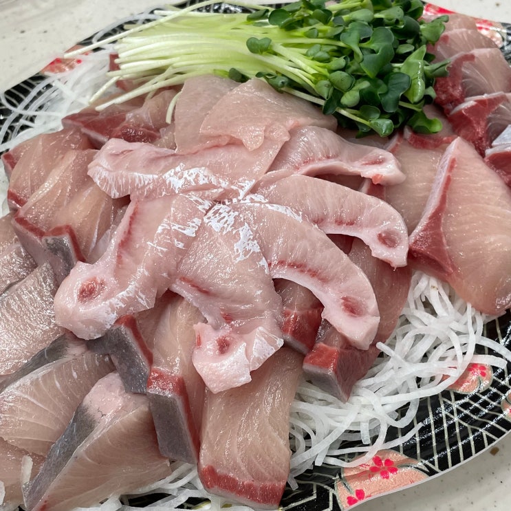 수원 겨울 제철 대방어 맛집 수원 농수산물시장 꽃피는바다 돼지방어 추천 네이버 블로그