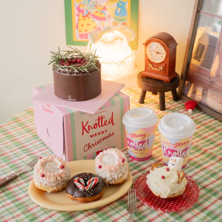 졸귀탱 노티드 크리스마스 케이크, 벌써 예약 줄섰다 : 네이버 블로그