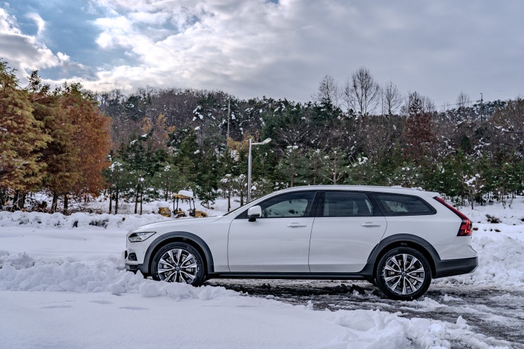 볼보 V90 크로스 컨트리(VOLVO V90CC) B5 AWD 시승기 : 네이버 블로그
