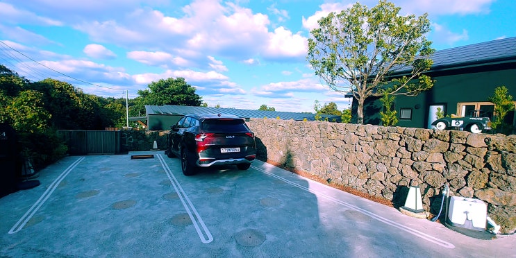 제주 조천읍 블랙하우스 민박 독채 3개 테마 따뜻한 말 한마디(추억, 공간, 시간) : 네이버 블로그