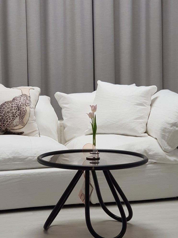조립 의자의 원조, 토넷 체어의 브랜드 [GTV] Arch Coffee Table 구매 및 1년 사용 후기 : 네이버 블로그