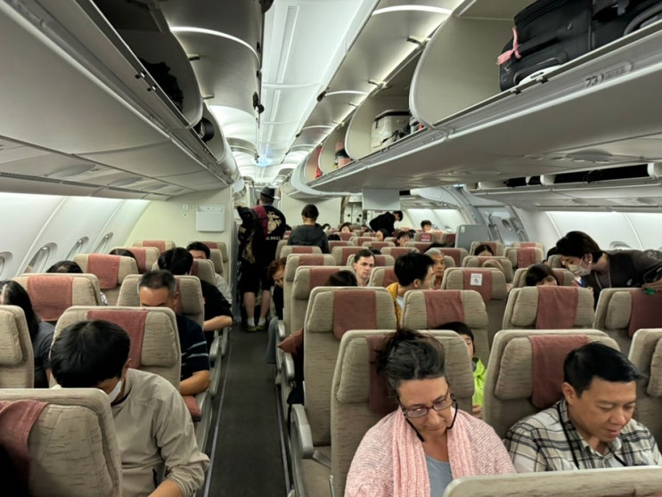 아시아나 OZ203 LA-인천 2층 비행기 A380 탑승 후기 (2층 듀오 꿀좌석 구매) : 네이버 블로그