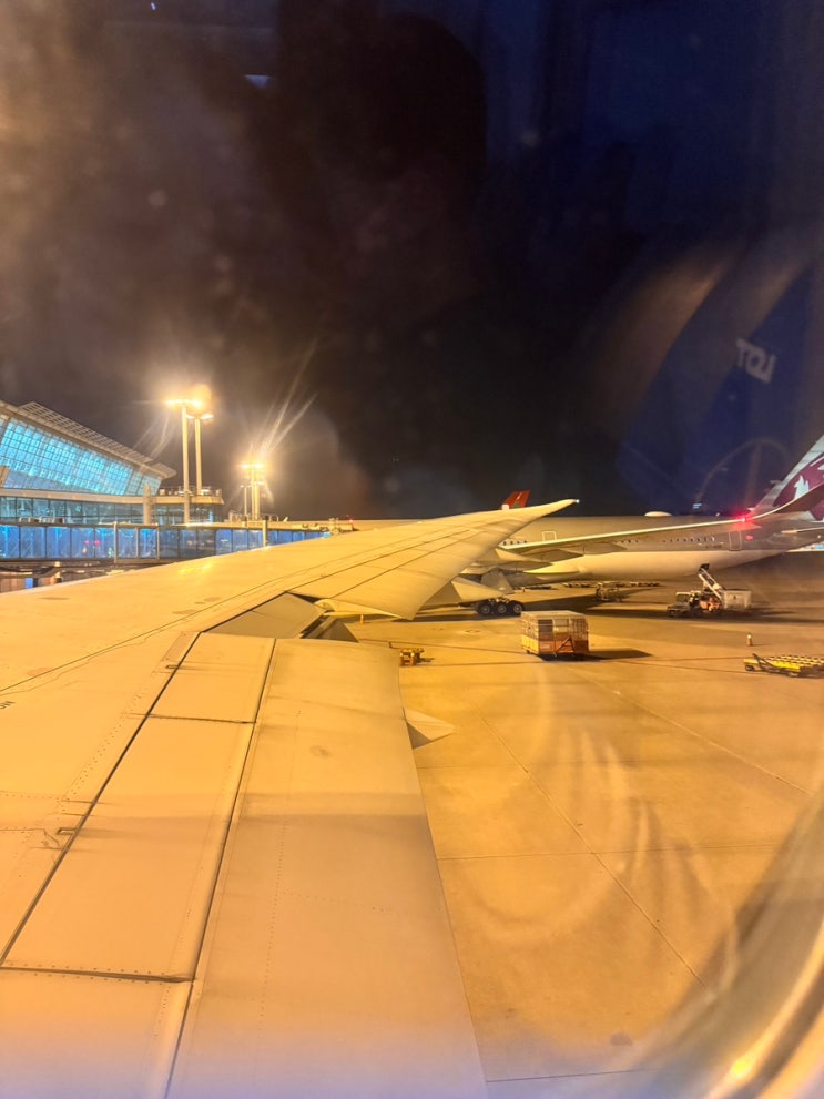 LOT 폴란드항공 LO98 탑승 및 결항 후기(feat. 스카이허브라운지 이용 후기) : 네이버 블로그