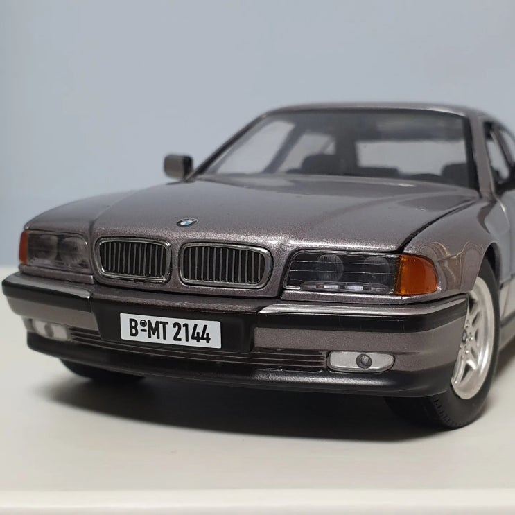 BMW 750iL (E38) 007에디션 : 네이버 블로그