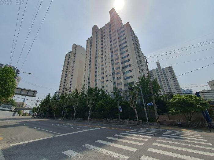 동대문구 청량리동 아파트경매 33평형6억9천 동대문경찰서인근 홍릉동부 4층 유찰1회 청량리홍릉동부아파트 부동산경매 매매