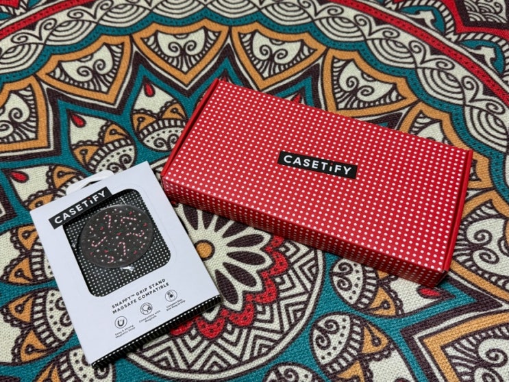 또 샀다! Casetify candy cane case & snappy grip stand magsafe compatible ...