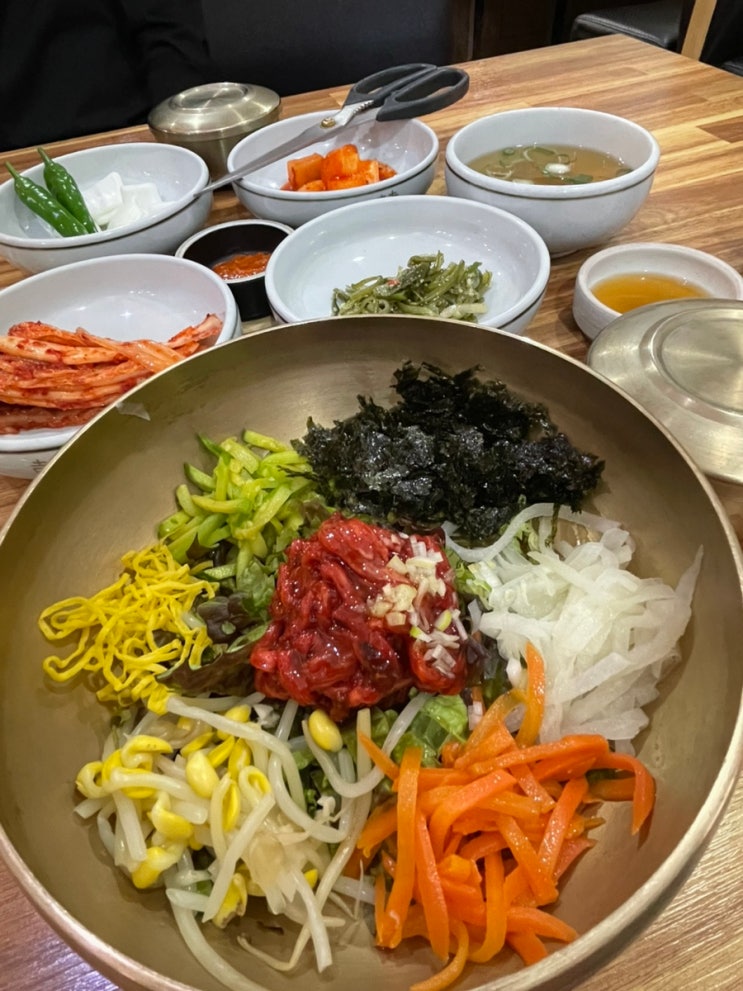 온 가족이 믿고 찾는 상남동갈비탕, 육회비빔밥 맛집 | 우등갈비탕 : 네이버 블로그