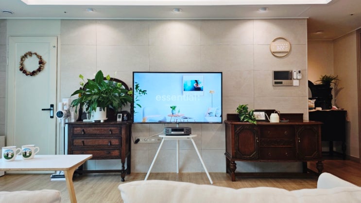 아파트 거실 인테리어 TV 이젤 스탠드 선정리 해결 : 네이버 블로그