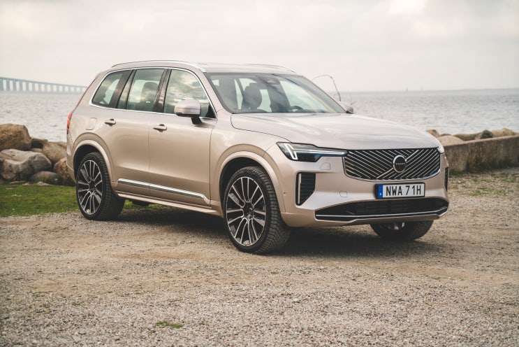 볼보 XC90 페이스리프트 국내 출시 예정 / 하이브리드 7인승 SUV / 상품성 분석 : 네이버 블로그
