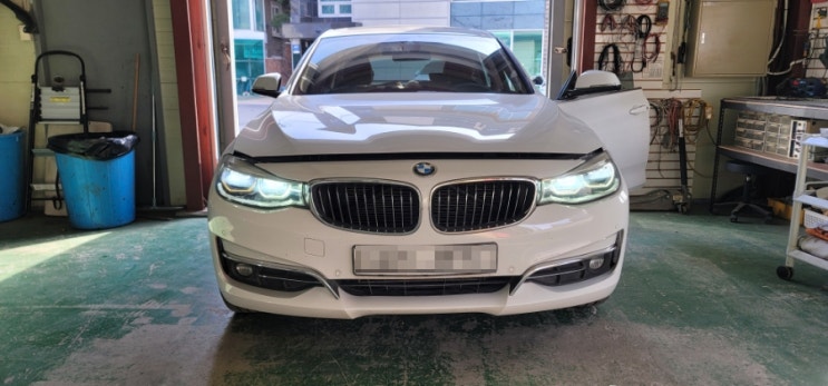 BMW 3GT LCI 헤드라이트 DRL 수리. 3GT 라이트 황변 수리. : 네이버 블로그