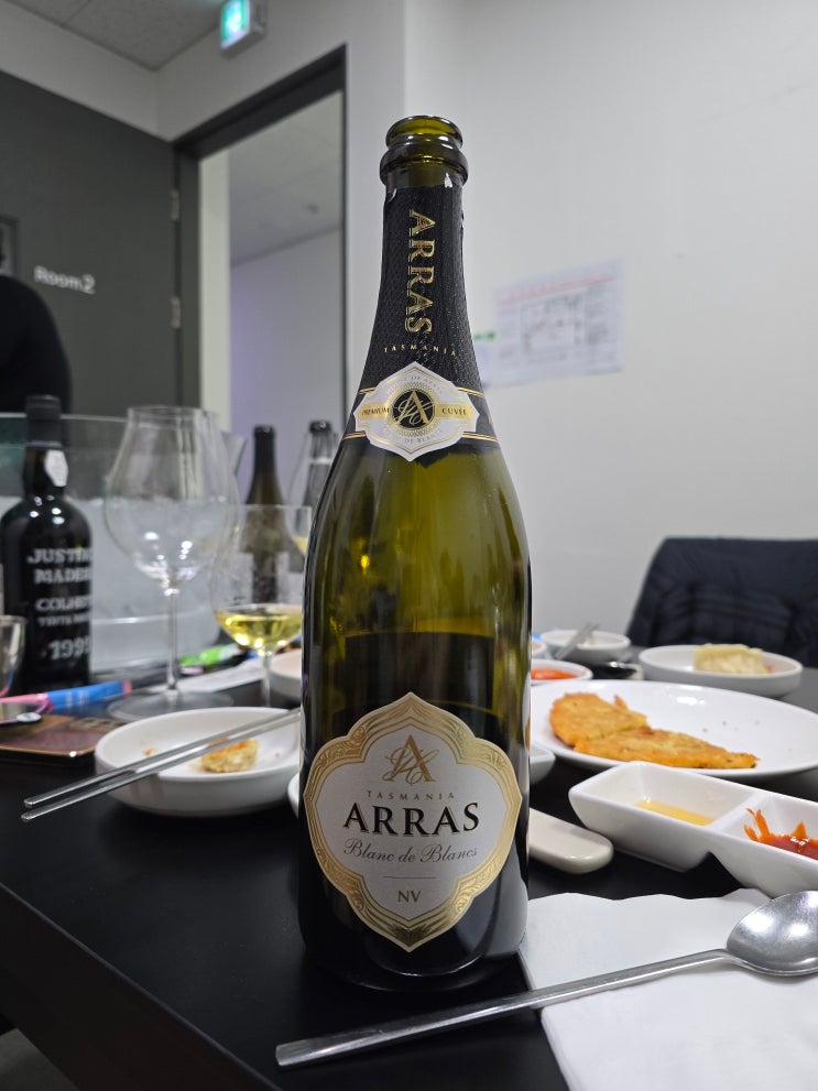 Arras Blanc de Blancs, NV : 네이버 블로그