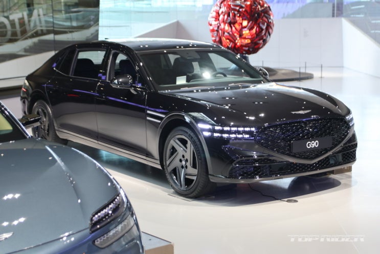 제네시스에서 제일 비싸다, G90 롱보디 블랙 실물은 이런 모습 : 네이버 블로그