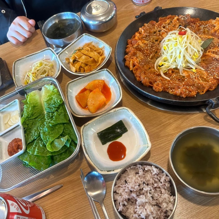 [제주우도] 내돈내산 흑돼지주물럭맛집 우도풍원•한라산볶음밥•가격•웨이팅 : 네이버 블로그
