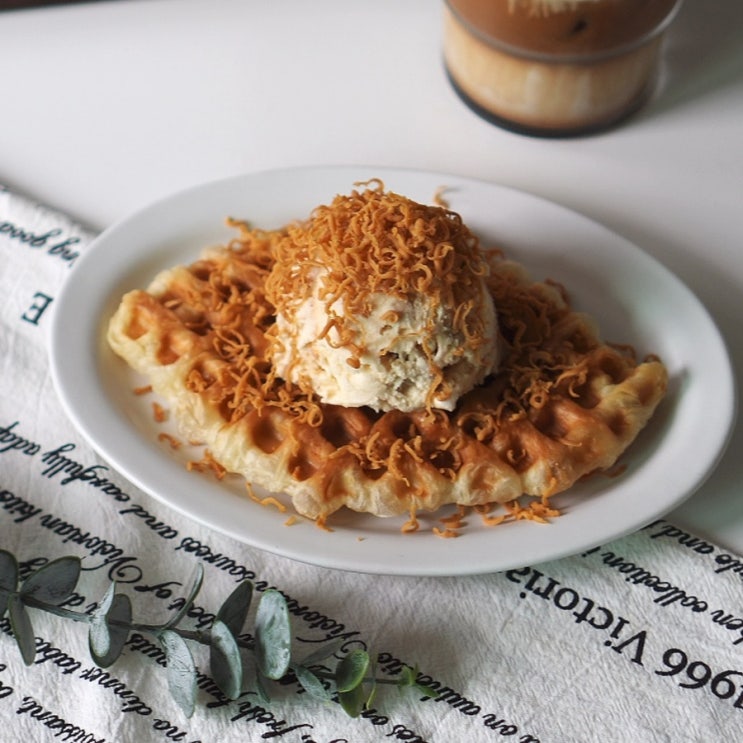 브라운치즈크로플 만들기🥐ㅣBrown cheese croffle recipeㅣ홈카페 레시피 : 네이버 블로그