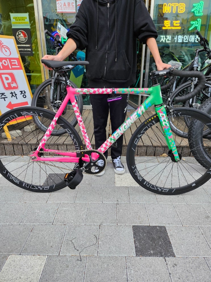 부산 픽시자전거 할인매장 엔진11 크릿디 팀에디션 DCC 픽시자전거 완성차 출고 : 네이버 블로그