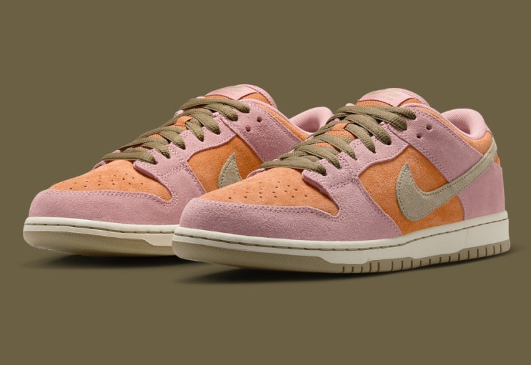 Nike SB Dunk Low "Red Stardust" 나이키 SB 덩크 로우 "레드 스타더스트" : 네이버 블로그
