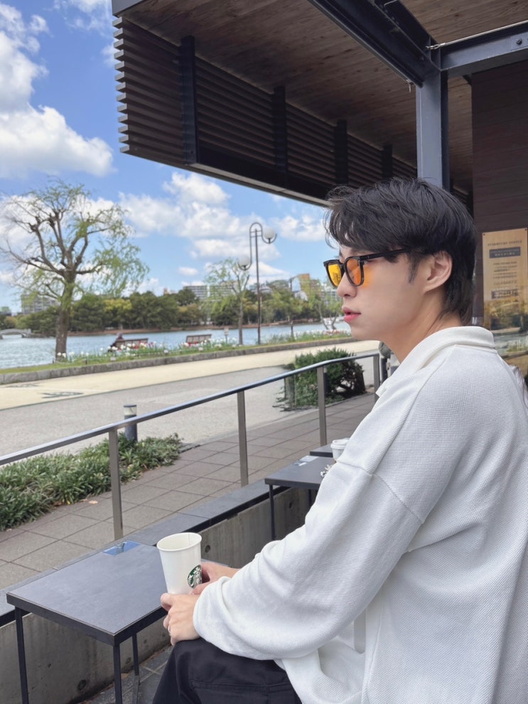 투디터 2DITOR 틴트 선글라스 선글라스 코디 25년 가정의달 특선물 : 네이버 블로그