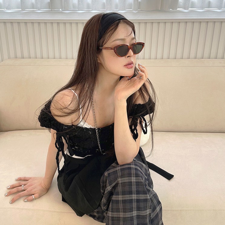 여자 선글라스 추천 카린 CARIN 레이R 25SS 여름선글라스 코디 : 네이버 블로그