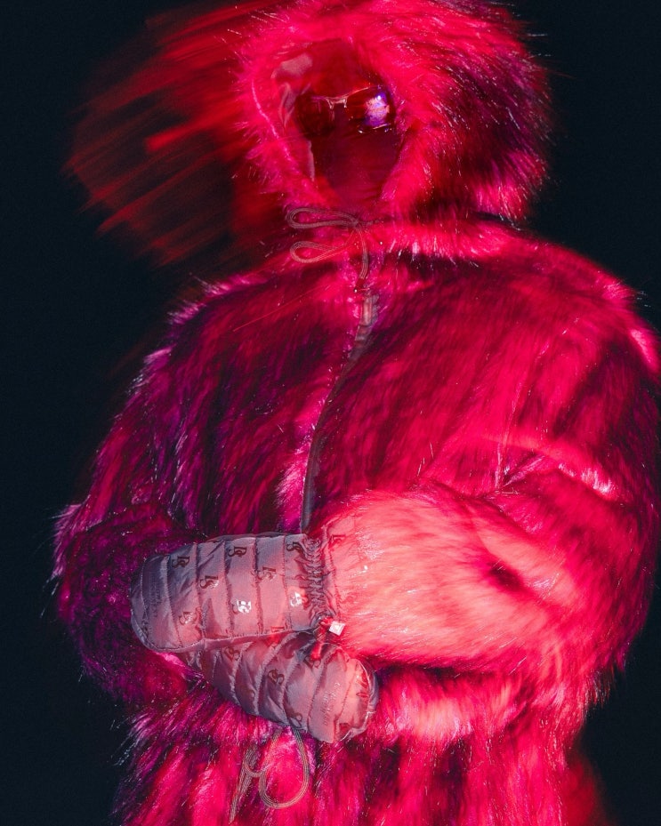 Archive : 'DRINK SEXY' 협업 콜렉션 하울 팀 라이더 “Lucas Baume“ 시그니처 모델 DOWN MITT ...