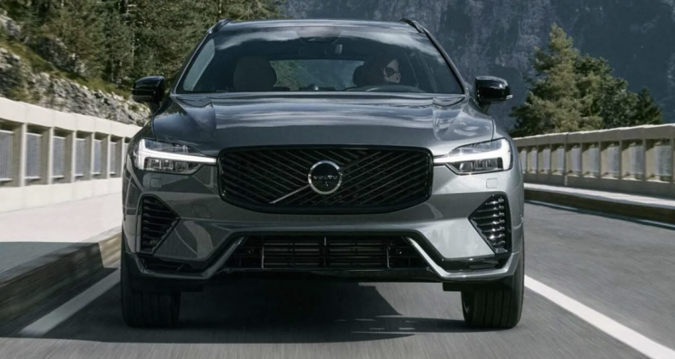 "GLC X3 다 비켜!" 볼보 XC60 페이스리프트 중형 SUV 왕좌 노린다 : 네이버 블로그