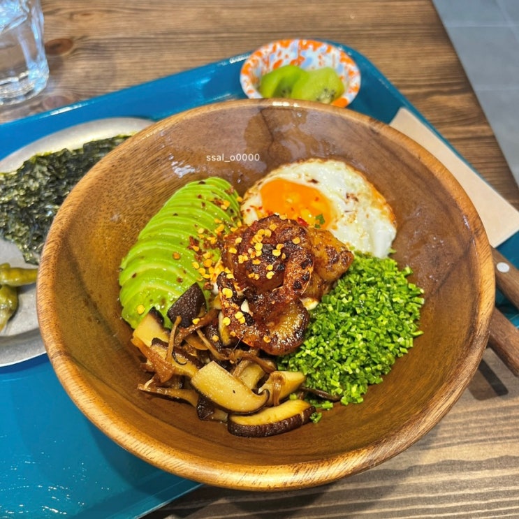 🥗상도동 단호박 수프, 닭가슴살 오이 덮밥, 아보카도 새우 덮밥 : 네이버 블로그