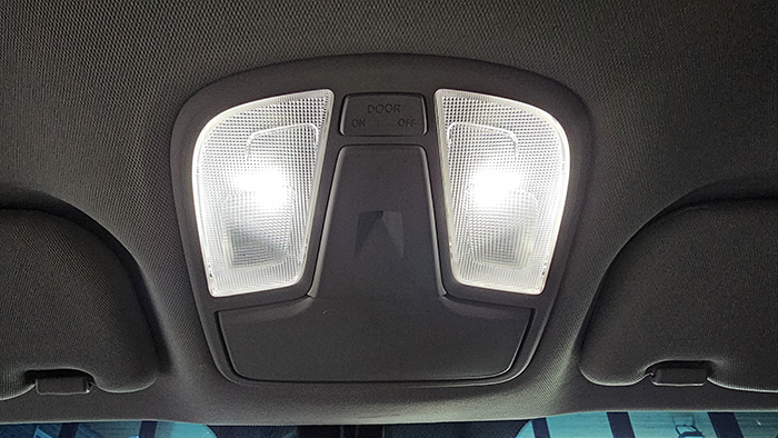 K5 하이브리드 실내등LED, 화장등, 트렁크등, 번호판등 LED 교체 장착 김해자동차튜닝 희야튜닝 : 네이버 블로그