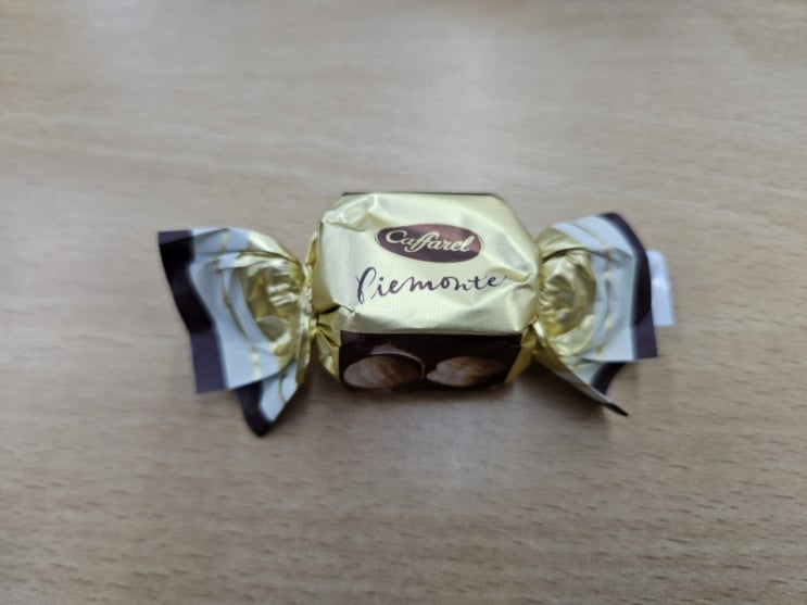 Caffarel Piemonte 카파렐 헤이즐넛 쟌듀야 초콜릿 커다란 네모 이탈리아 🇮🇹 🍫 : 네이버 블로그