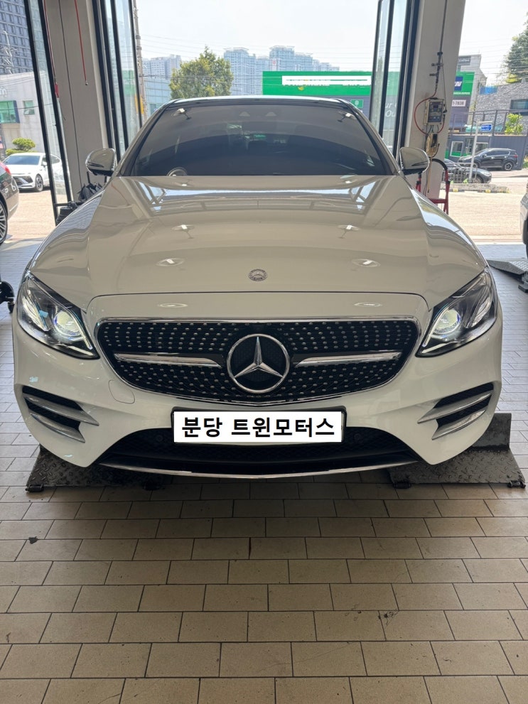 벤츠 E클래스 E350d W213 엔진경고등점등 변속이잘안됨 엔진경고등점등변속불량 에어매스센서교환 벤츠정품에어매스센서교환 벤츠에어메스센서교환 : 네이버 블로그