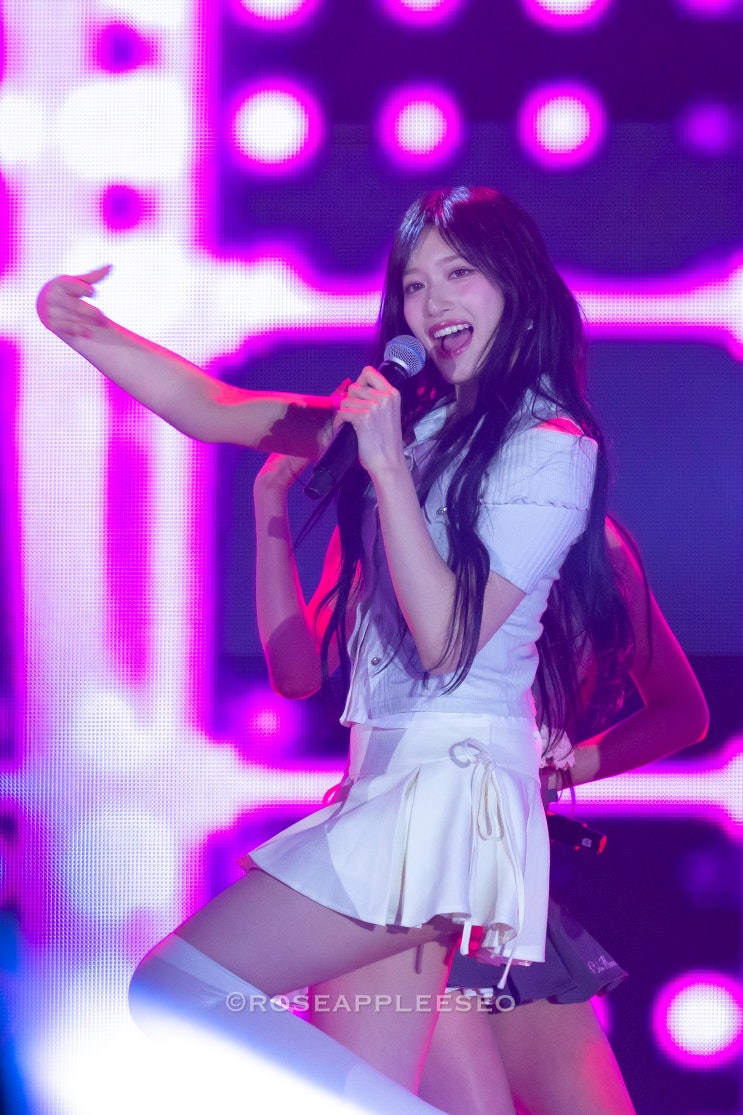 250504 아이브 이서 LIV 골프코리아 콘서트 : 네이버 블로그