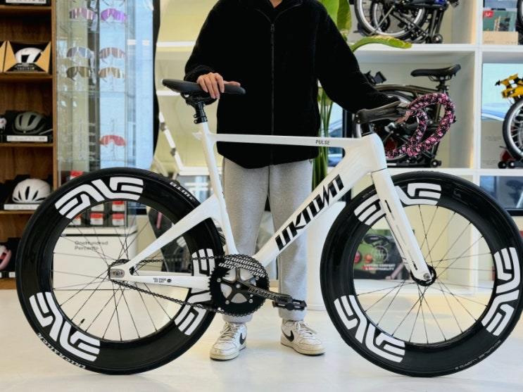 언노운 신형 펄스 2025, 풀카본 픽시 출고! :: 바이크온 : 네이버 블로그