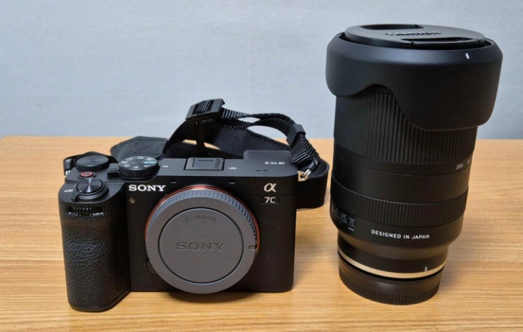(내돈내산) 소니 A7C2의 짝은? 가성비 탐론 28-200 줌 렌즈 언박싱! : 네이버 블로그