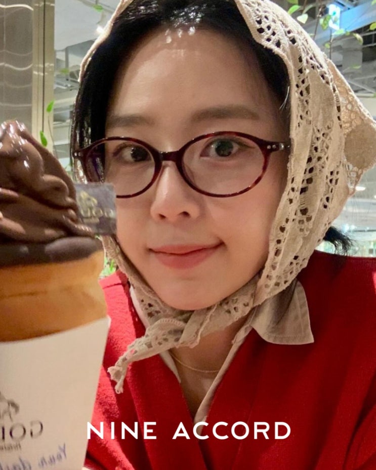 여성스러운 긱시크 안경 나인어코드 Horn IMP 스타일 내기 좋아요 : 네이버 블로그