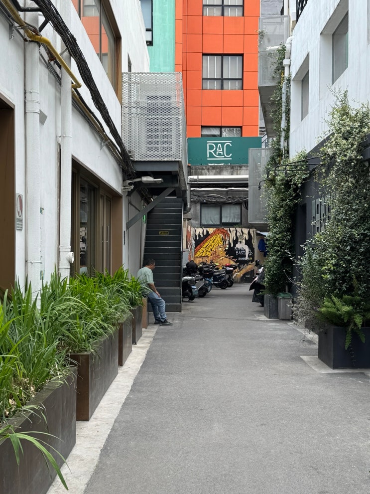 상하이 ㅣ 징안사 아침 브런치 먹기 좋은 카페 RAC AIIEE , 현지 핫플 추천 : 네이버 블로그