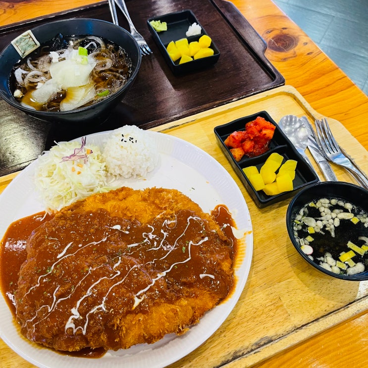 일산 벨라시타 맛집 쑝쑝돈까스 왕돈까스 냉모밀 조합 강추 : 네이버 블로그